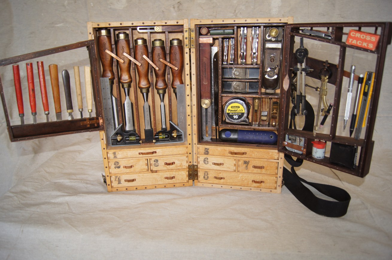 Wooden Toolbox – a new design – going to pieces